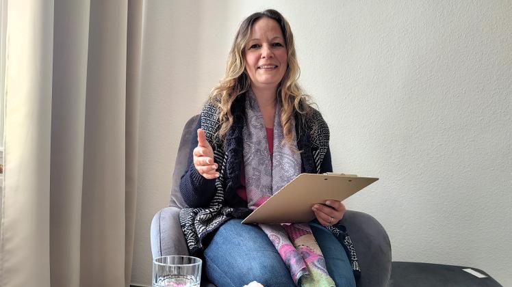 Heilpraktikerin gibt Tipps für Atemübungen bei Stress