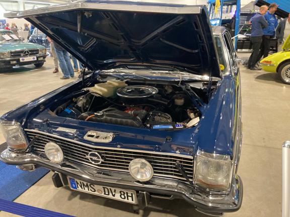 Fotos von der Oldtimer-Messe Klassiker-Tage in Neumünster
