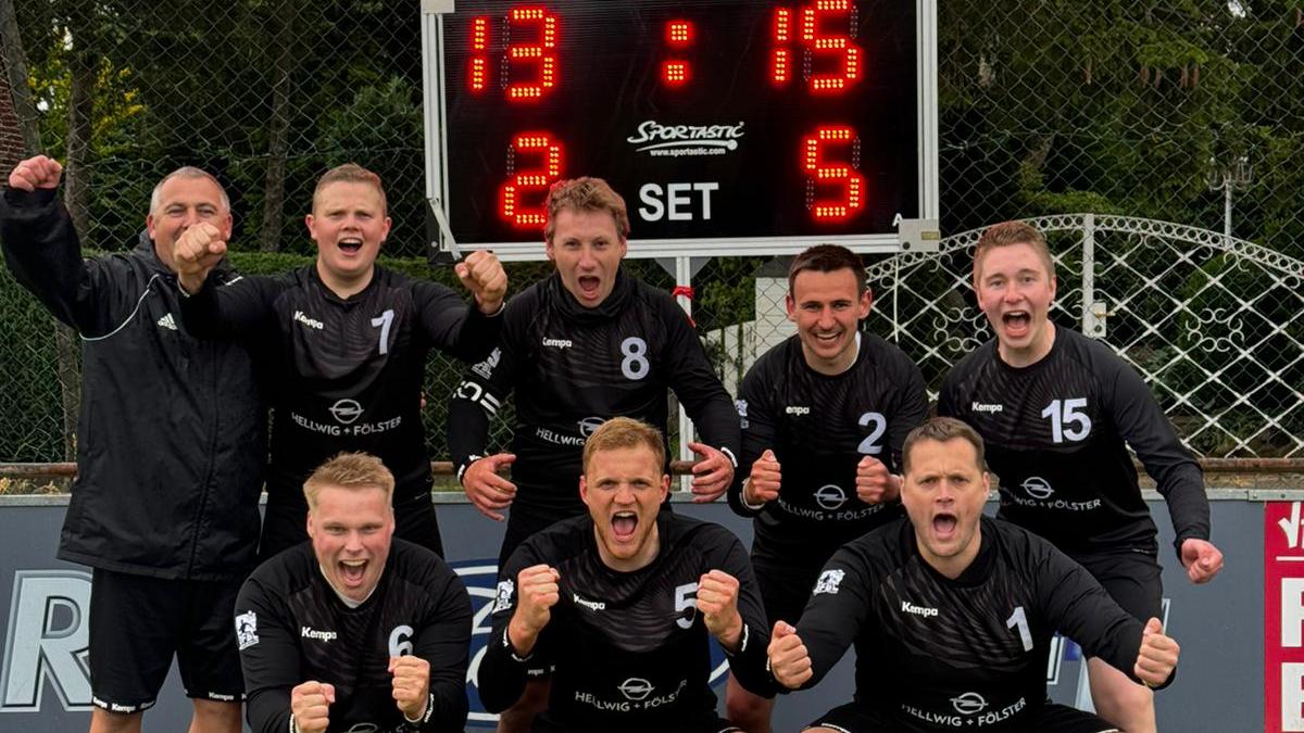 VfL Kellinghusen verteidigt auch gegen Berliner TS die Spitze | SHZ