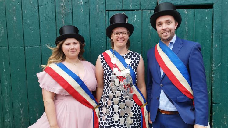Karen Stender gewinnt Gildefest der Süderauer Kirchdorfsgilde | SHZ