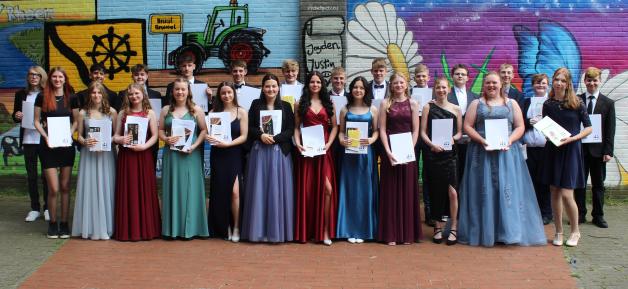 26 Abschlussschüler an der Ludgerusschule Rhede