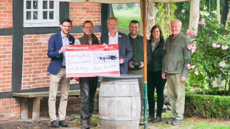 Ehrenamtliche retten 130 Rehkitze vor Mähdreschern