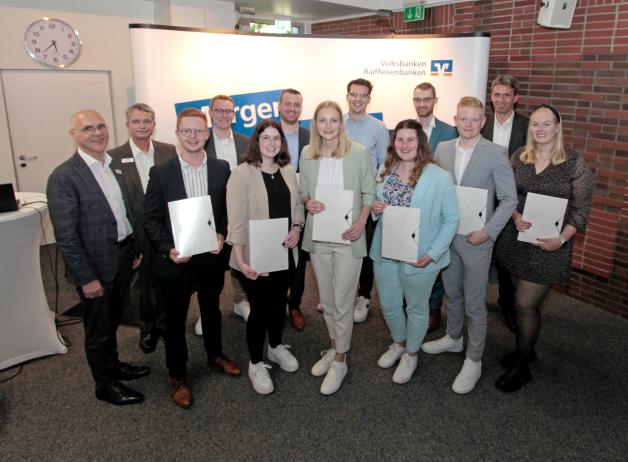 Studium in Lingen: Neue Bankfachwirte und Bankbetriebswirte