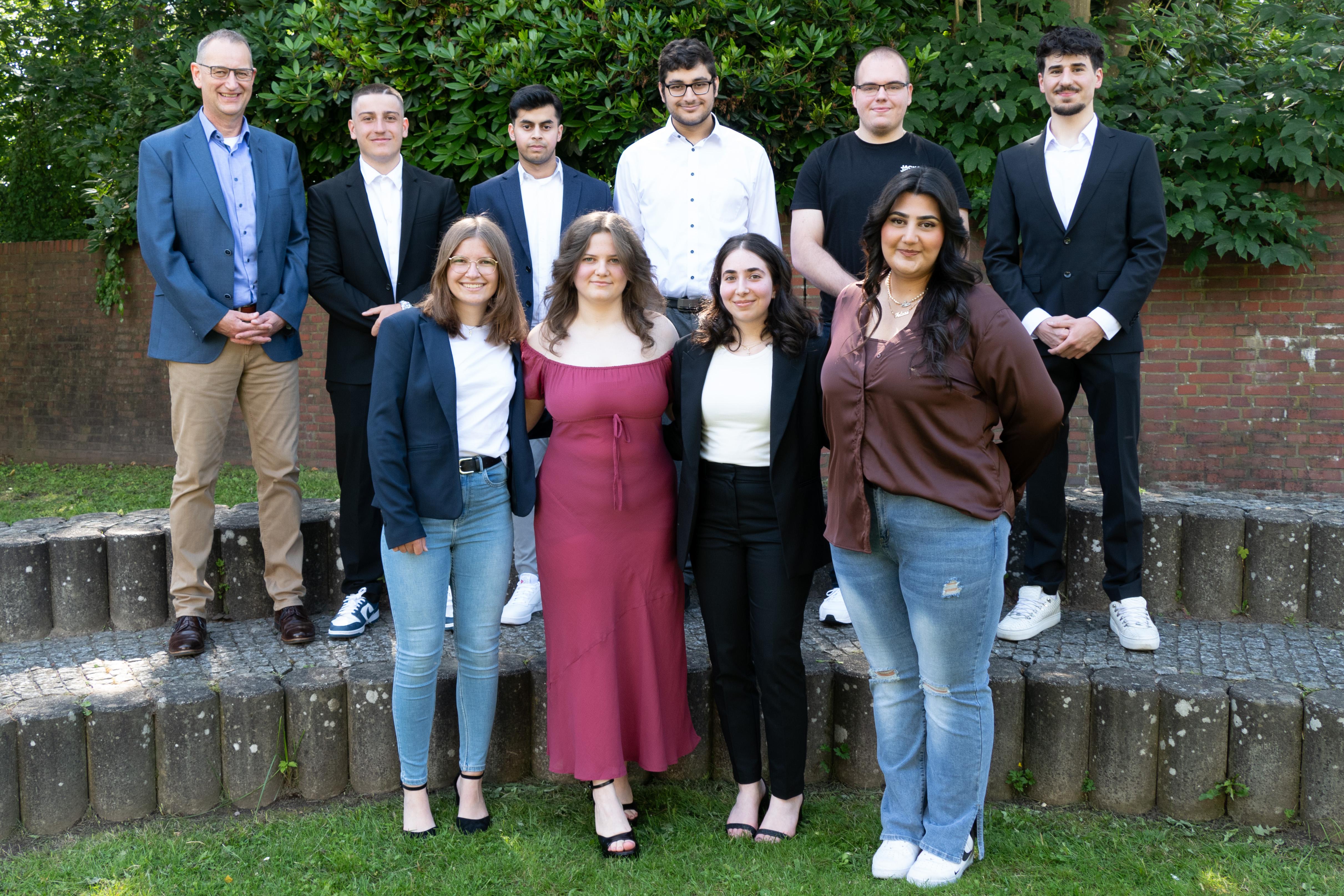 Bilder der Abschlussklassen 2024 in Delmenhorst und Ganderkesee