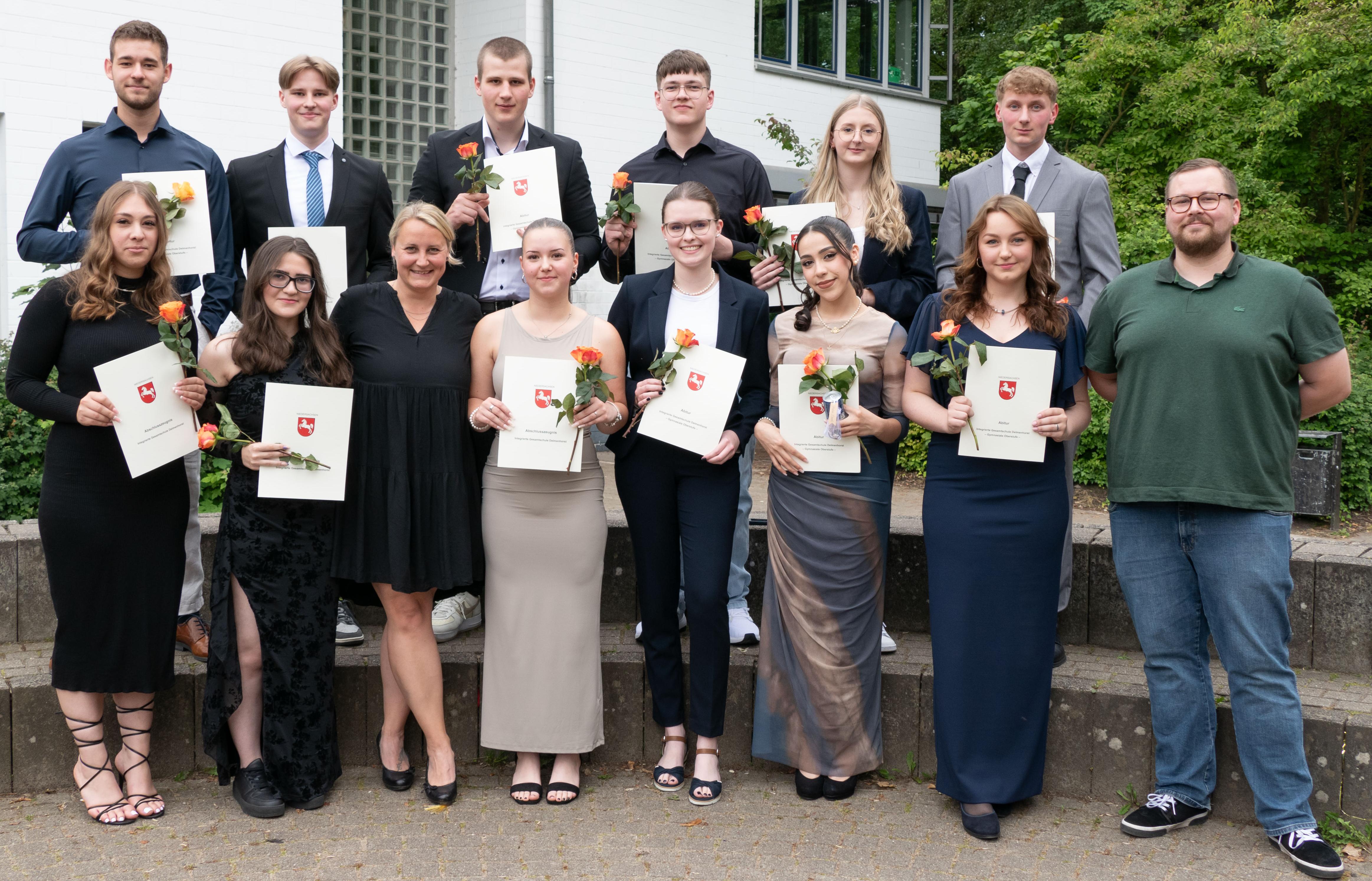 Bilder der Abschlussklassen 2024 in Delmenhorst und Ganderkesee