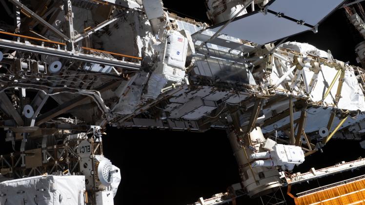 SpaceX soll die Internationale Raumstation ISS aus dem All holen