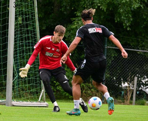 Mats Remberg: Das Torwarttalent des VfL Osnabrück mit Super-Abi