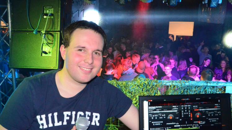 Scheunenfete der Landjugend Wilstermarsch in Beidenfleth