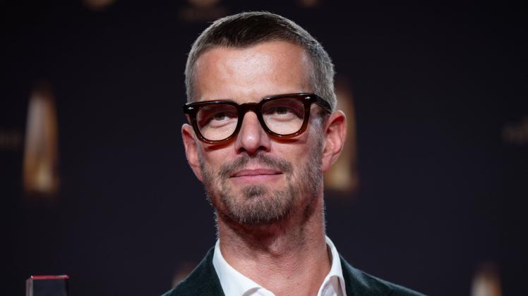 Joko Winterscheidt zieht in Doku bitteres Fazit zur Klimakrise | DKO