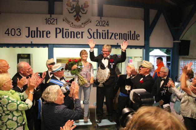 Plön: Der neue Schützenkönig Mark Westerwelle sitzt im Rathaus