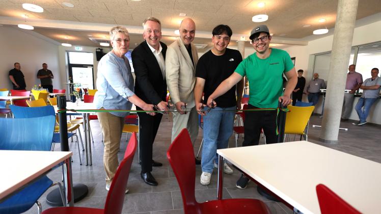 Zentralschule Harrislee: Platz für Ganztagsbetreuung in der Mensa