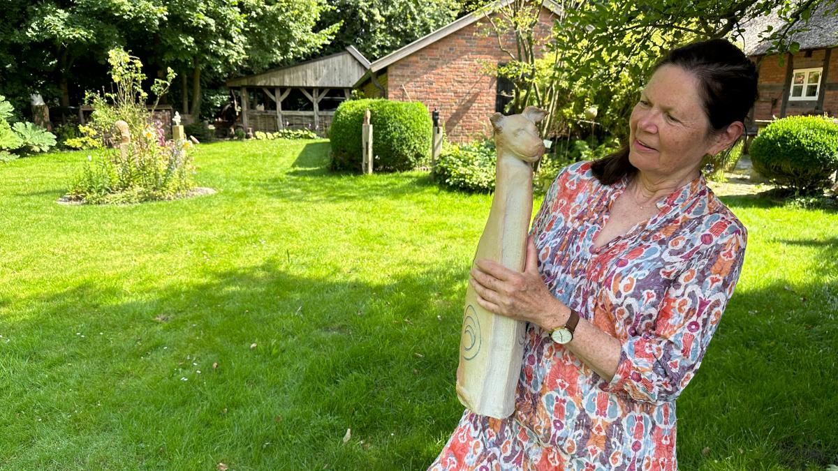 Skulpturengarten in Delmenhorst: Regina Claussen-Daw öffnet Türen
