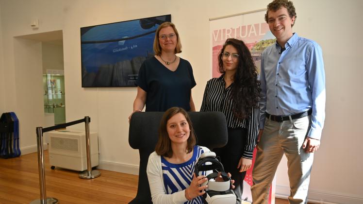 Mit VR-Brillen im Prinzesshof Itzehoe ins Mittelalter eintauchen