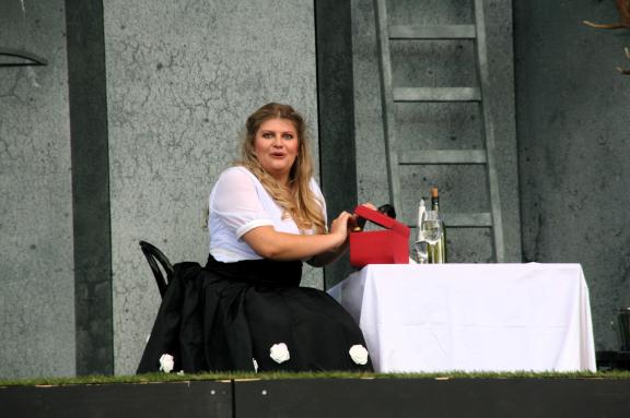 Düster ist der Freischütz bei den Eutiner Festspielen 2024