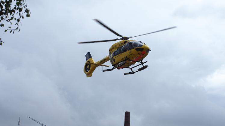 Unfall in Uetersen: Hubschrauber eilt Motorradfahrer zu Hilfe