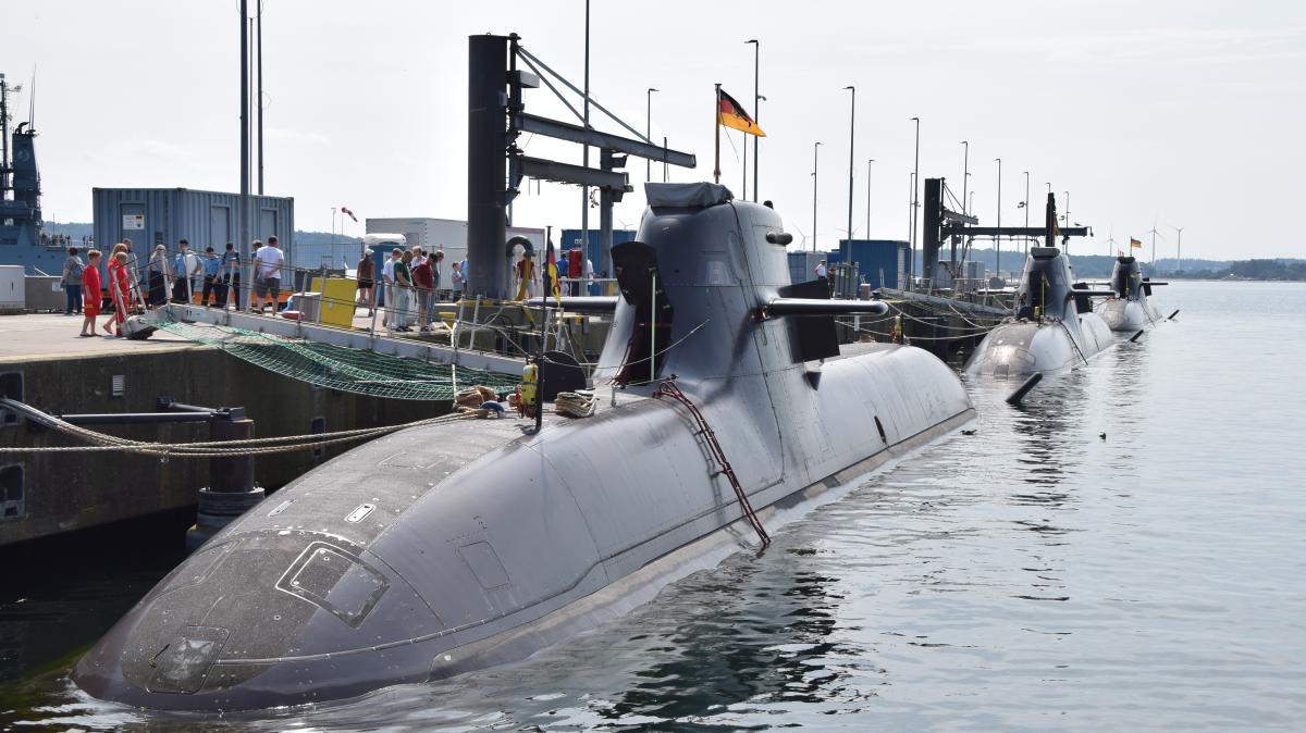 Veranstaltung Eckernförde: Bundeswehr, Fußball, Musik, Fischmarkt