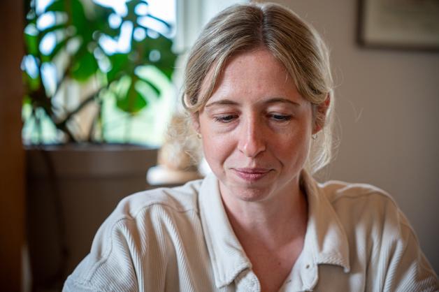 Pflegefall Mama: Tochter wird jung zur pflegenden Angehörigen