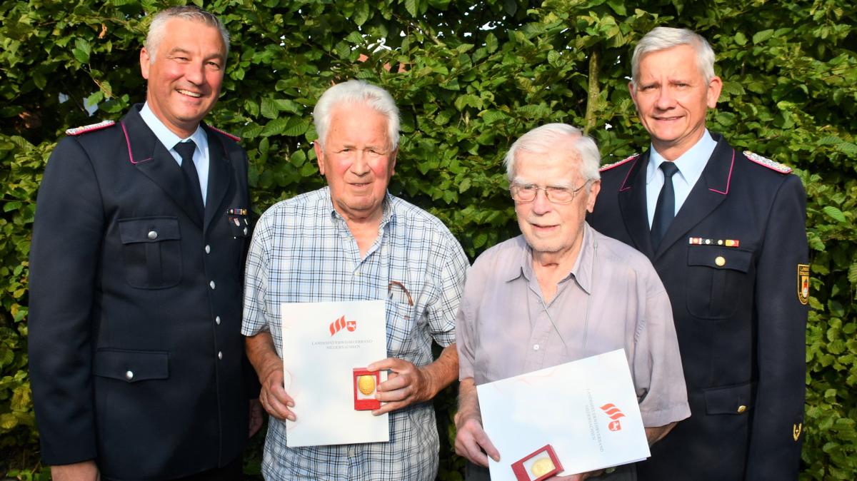 Feuerwehr Bramsche-Mitte ehrt langjährige Mitglieder