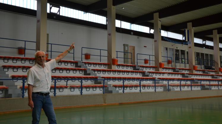 KSV-Halle Neumünster: Dachsanierung startet im Januar 2025