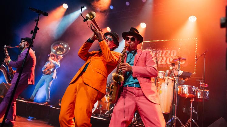 Schulkonzert und Jazzworkshop mit Brazzo Brazzone in Delmenhorst