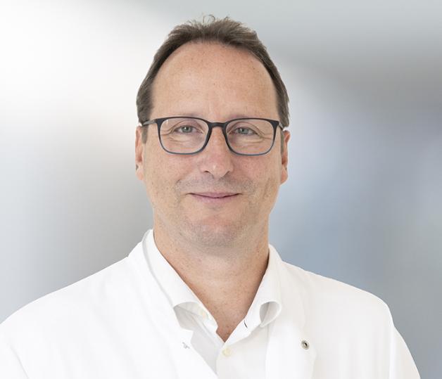 Warum die Wechseljahre zu Knie- und Hüftschmerzen führen können