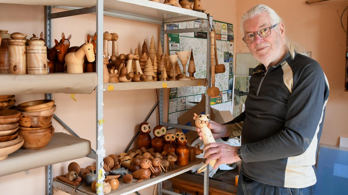 Martinsmarkt Gehrde: Klaus-Peter Iredis zeigt Drechselkunst