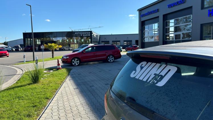 Auto-Tuner Sidney Hoffmann eröffnet Manufaktur in Aurich