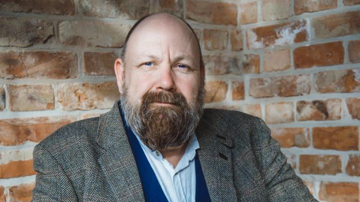 Rendsburg: Linke nominiert Mark Hintz für Bundestagswahl 2025