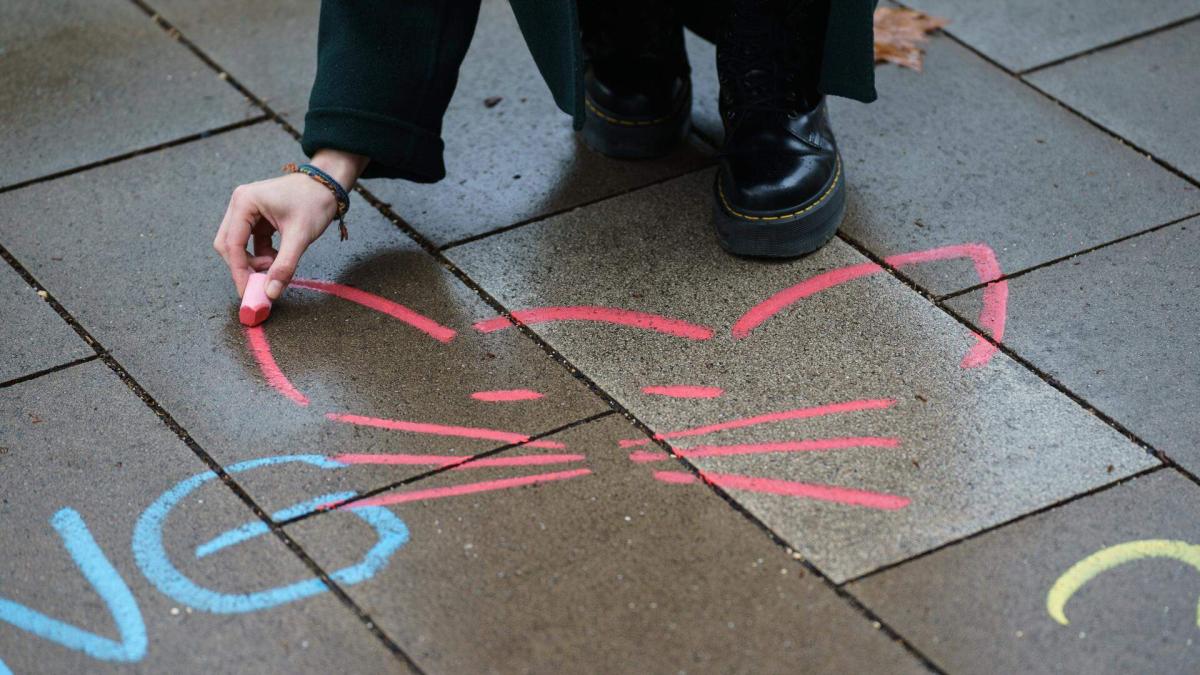 „Ey, du Süße“ – Catcalling bald auch in SH unter Strafe?