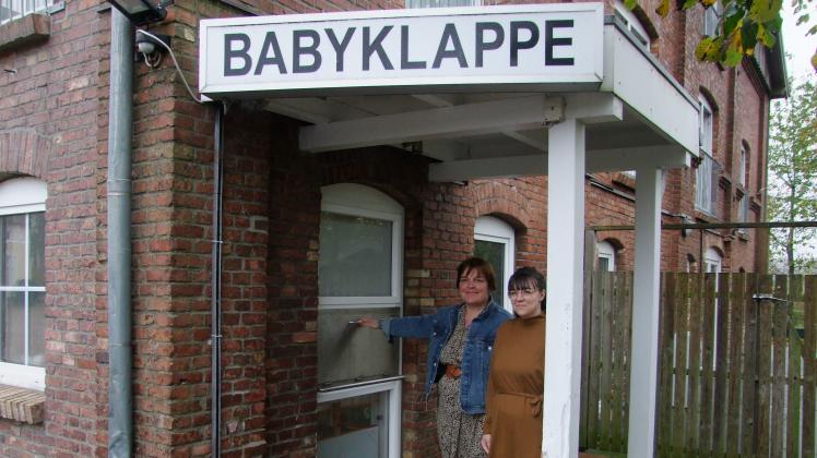Baby in Babyklappe Satrup abgegeben: So geht es Emil jetzt