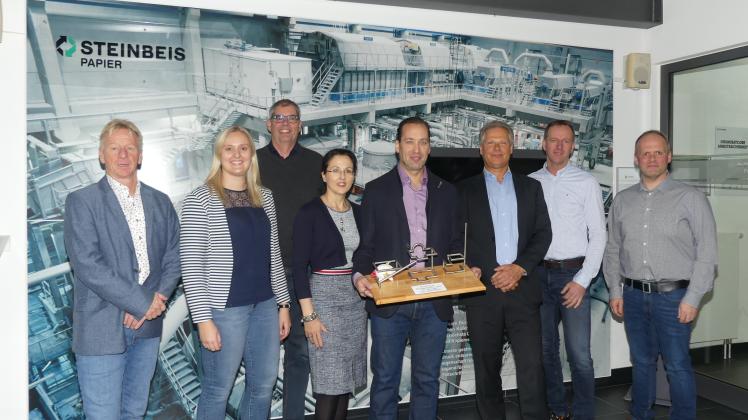 Sönke Schubert ist seit 25 Jahren bei der Firma Steinbeis-Papier