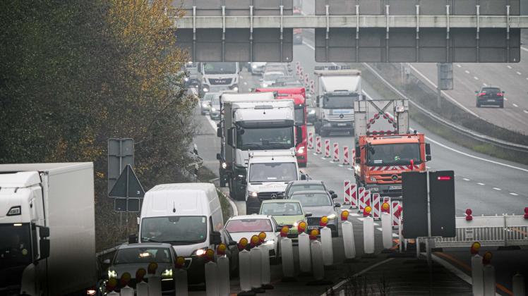 Vollsperrung A1: So liefen die Brückenarbeiten bei Bargteheide