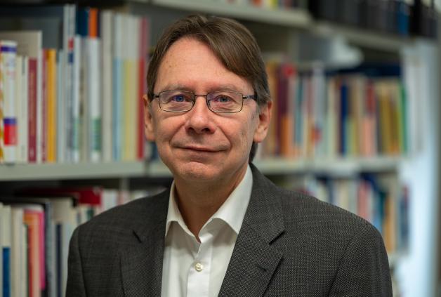 Parteienforscher Jun: „Donald Trumps Wahl gibt AfD Rückenwind“ | DKO