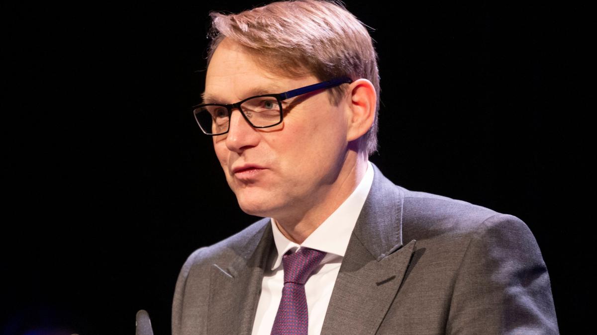 Zur Bundestagswahl: Gesamtmetall-Chef Oliver Zander im Interview