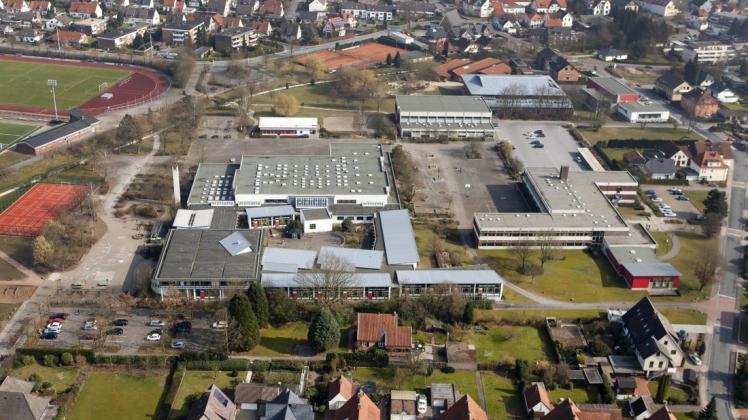 Verkehr am Schulzentrum Dissen mit Drohnen und Kameras untersucht