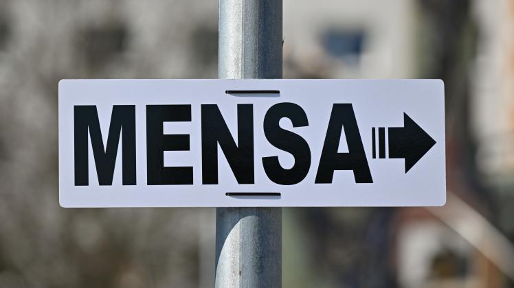 Schüler in Fürstenau und Berge zahlen mehr für Mensa-Essen