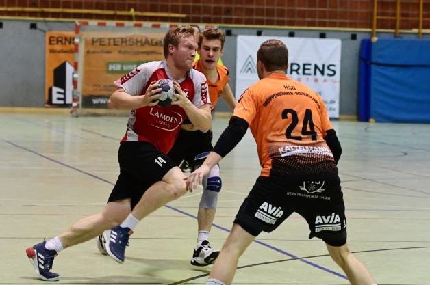 VG Delmenhorst-Stenum festigt Platz eins, HSG II gewinnt Derby | DKO