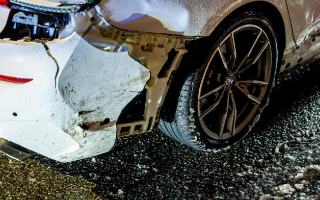 Unfall Im Winter Mit Sommerreifen