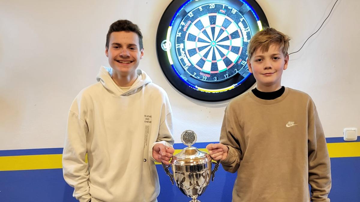 Lutz von der Haar und Tim Ricker Vereinsmeister im Doppeldart