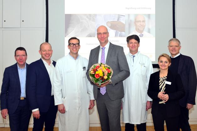 Lingen: Das ändert mit Orthopädie-Chefarzt Bernd Schmitz im Boni