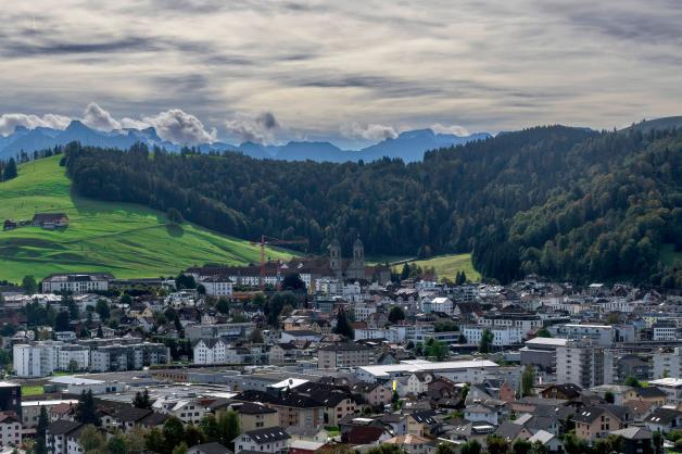 Weidel privat: Radikale AfD-Politik trifft Glück mit Ehefrau