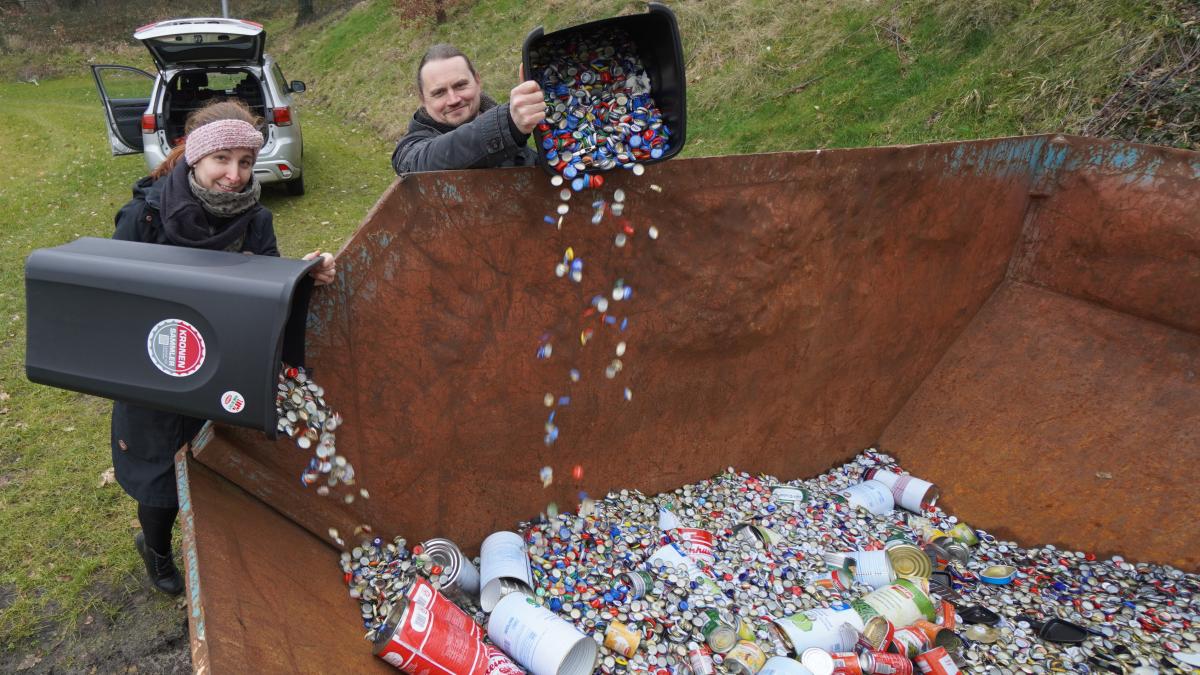 Swen Abeln aus Lorup hat drei Millionen Kronkorken gesammelt