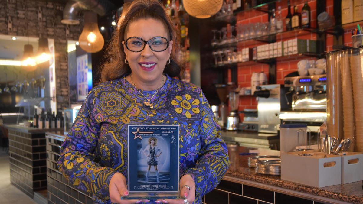 Delmenhorsterin Esther Filly nach ESC: Neue Single „Angel Eyes“