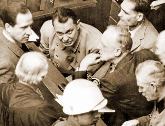 Der Großonkel, ein Massenmörder - Bettina Göring und ihre Familie