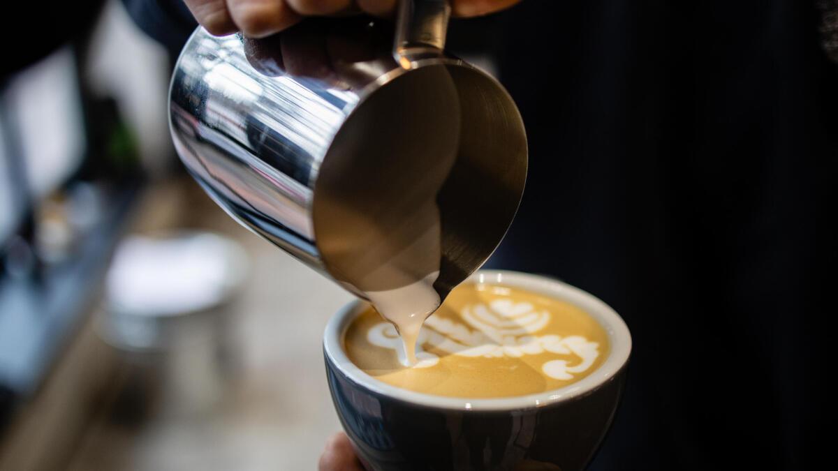 Latte Art in Osnabrück: Tipps vom Barista Weltmeister Christian Ullrich