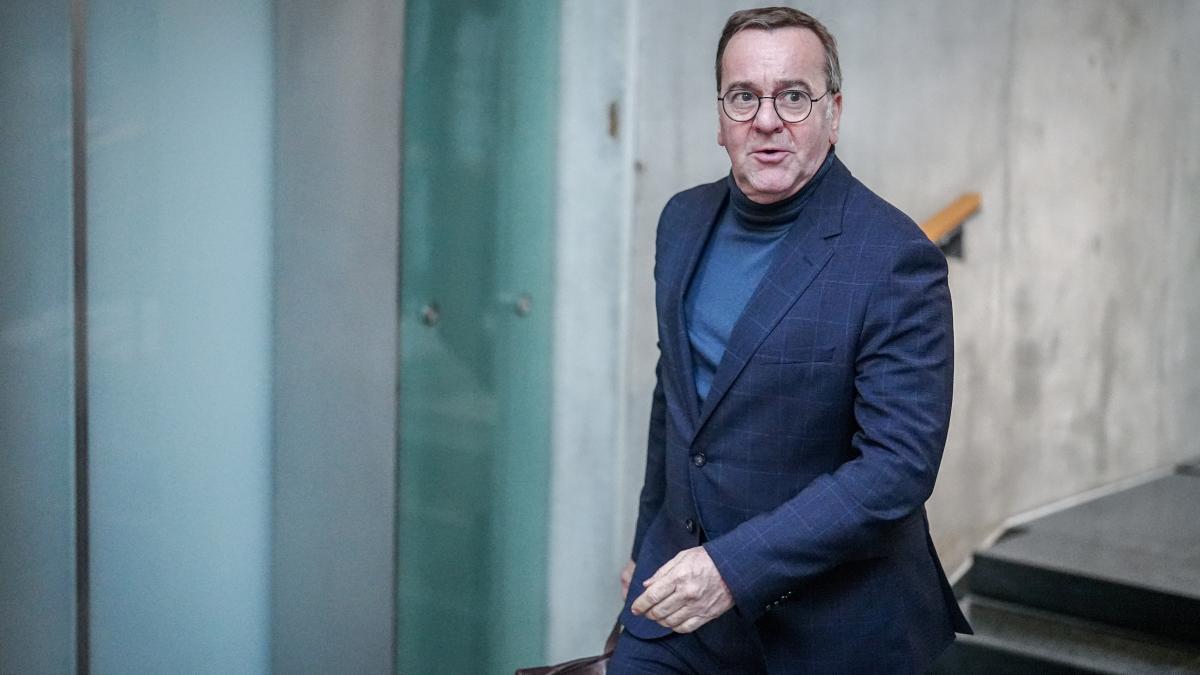 SPD-Politiker: Pistorius soll Verteidigungsminister bleiben