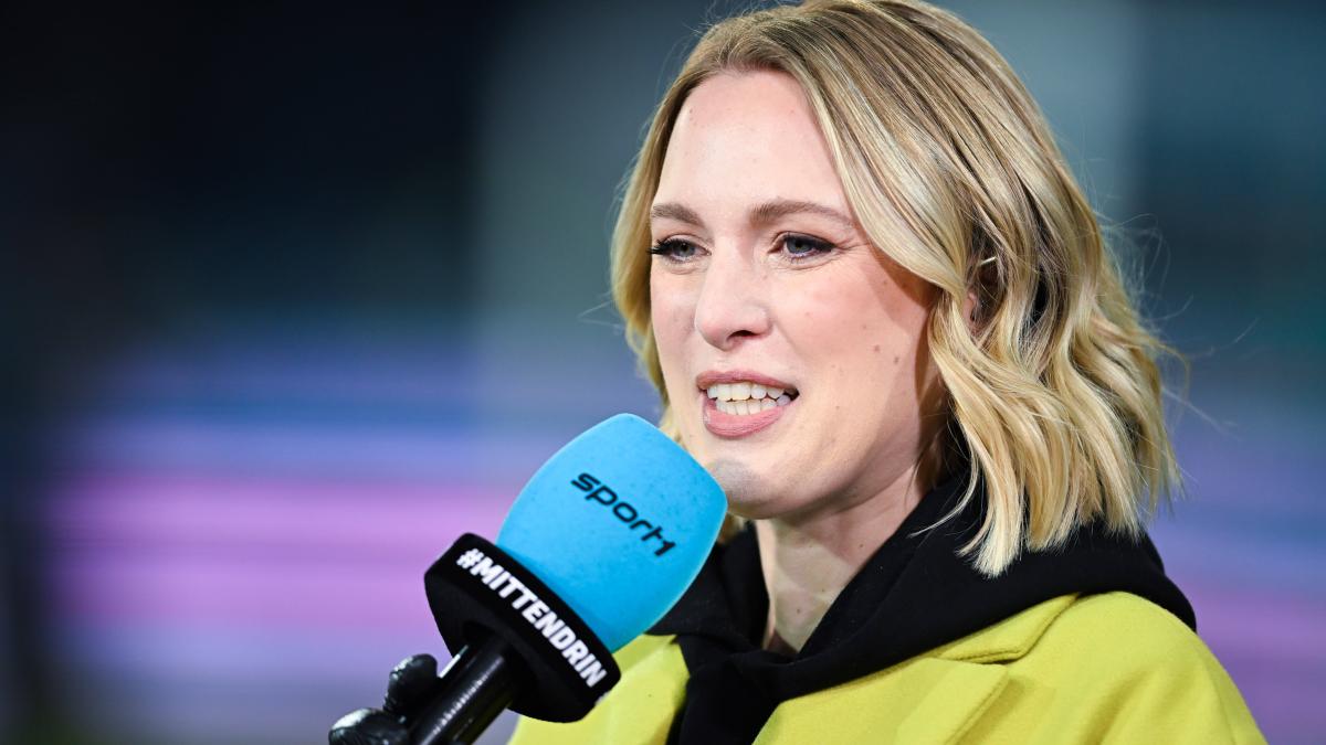 Sportmoderatorin Ruth Hofmann verkündet süße Babynews im TV