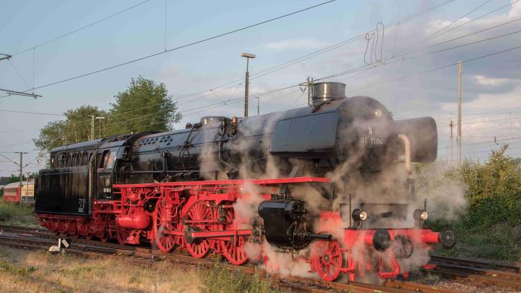 Osnabrücker Dampflokfreunde stellen Fahrplan für 2025 vor
