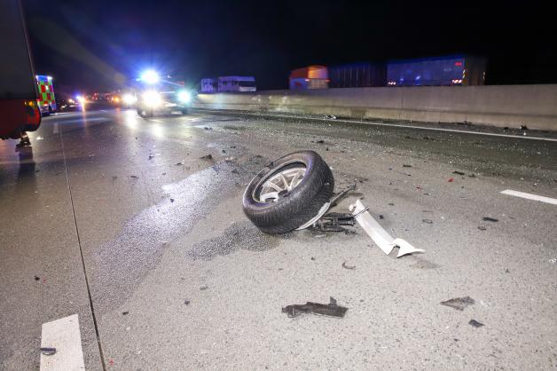 Schwere Unfälle auf A7 bei Bad Bramstedt: Autobahn gesperrt