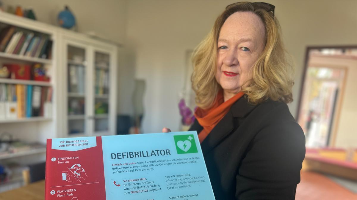 Defibrillator in Itzehoe: Kita Wellenkamp erhält Lebensretter